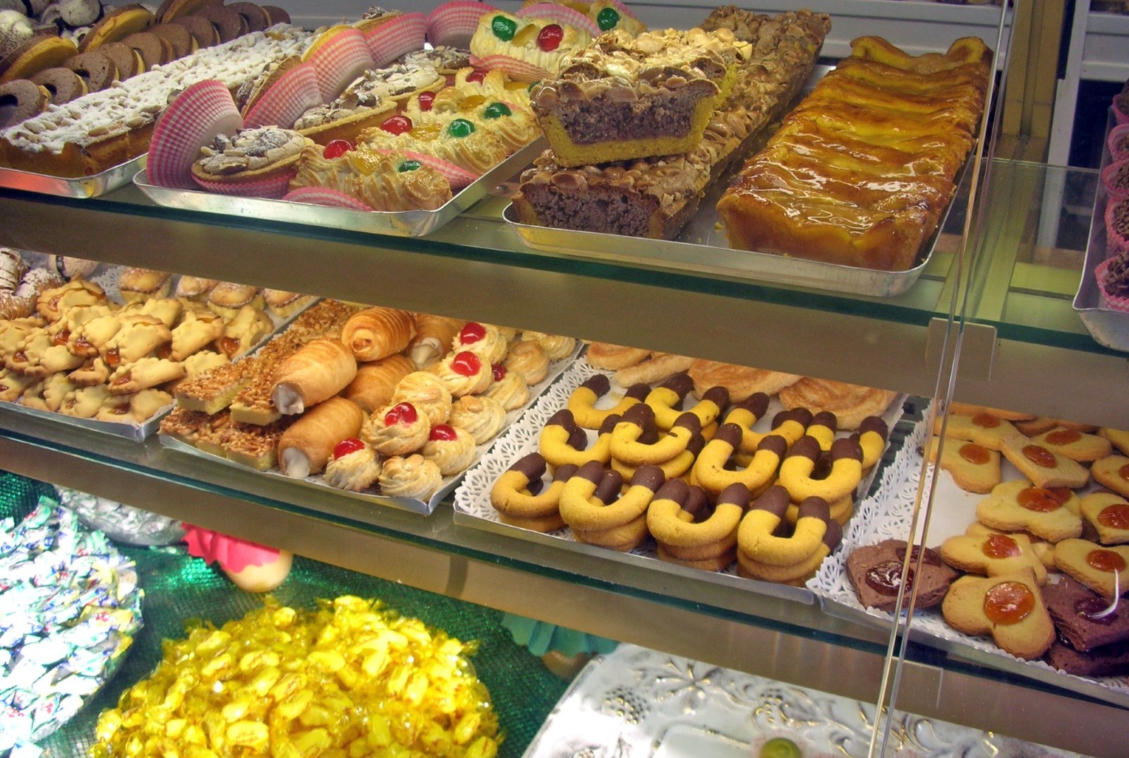 Culturi de mirodenii, patiserie în Sibiu și picturi – Știri despre afaceri locale din România ...