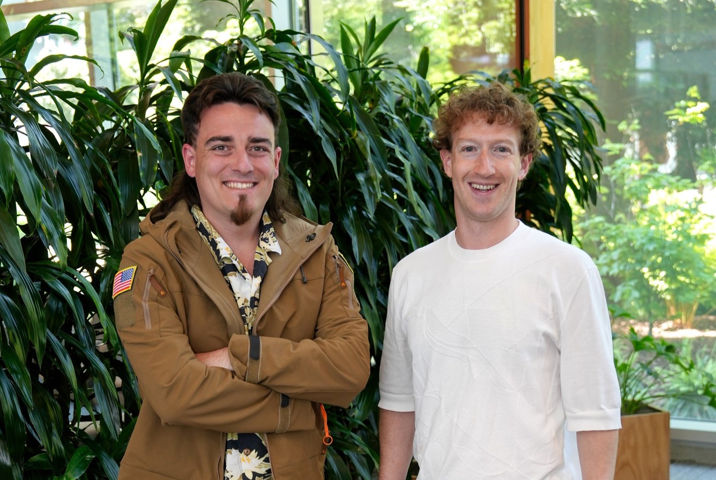 Are 32 de ani și o firmă de peste 30 miliarde dolari. Cine este Palmer ...